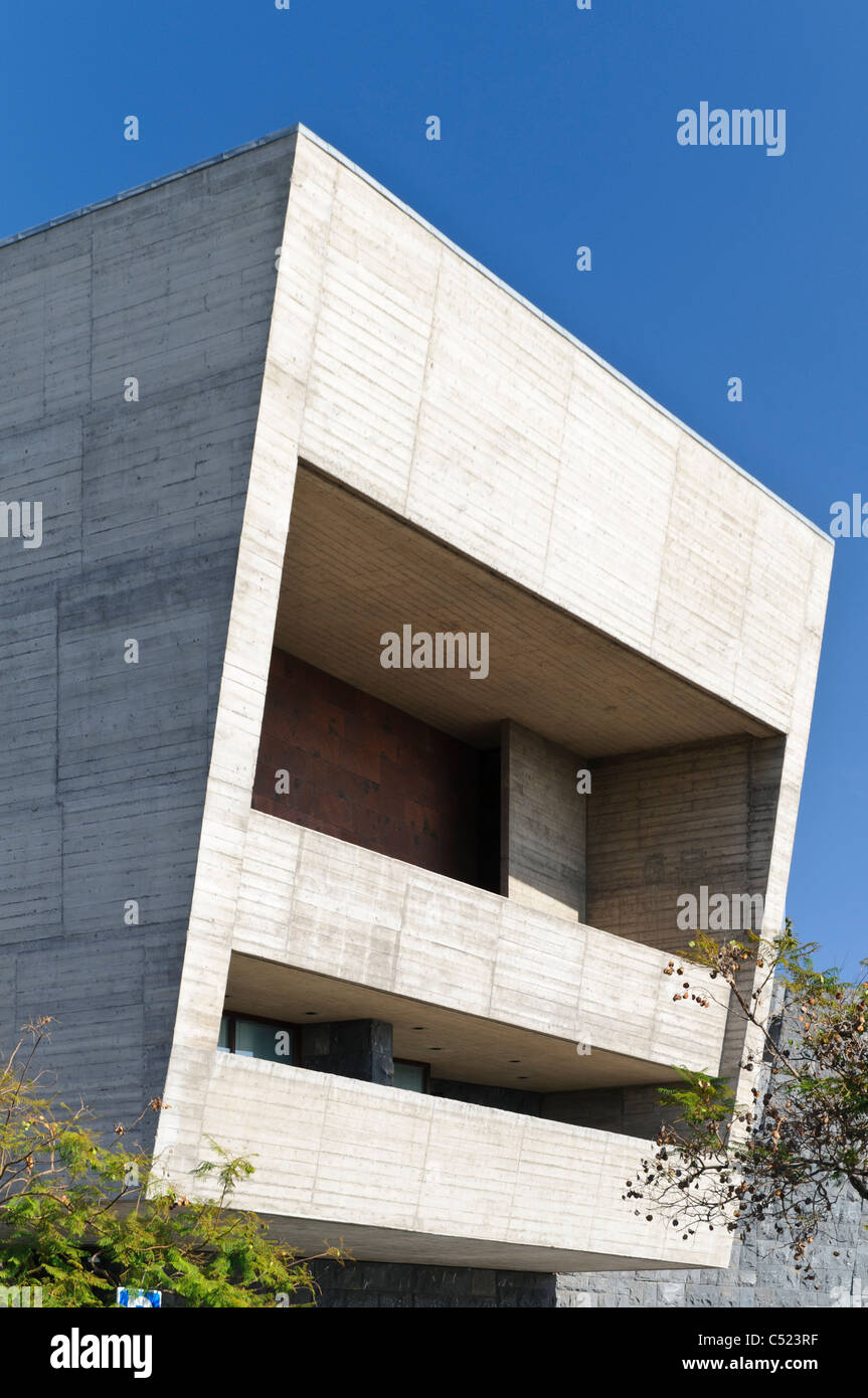 Tenerife santa cruz architecture hi-res stock photography and images ...