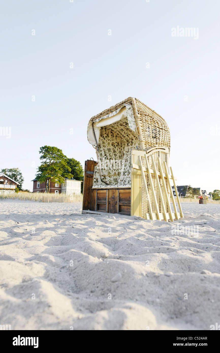 Roofed wicker beach chair on the beach hi-res stock photography and ...