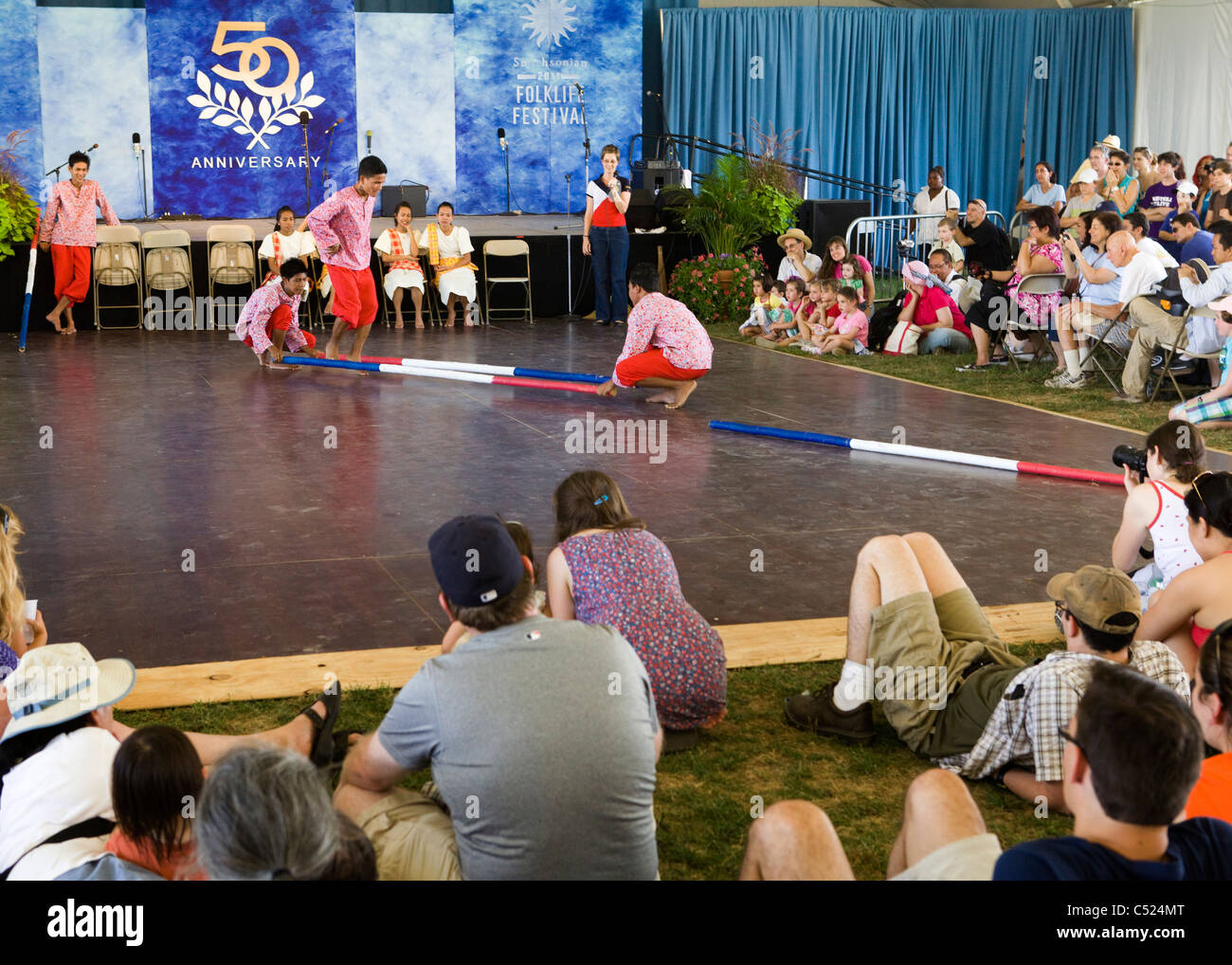 Tinikling dance hi-res stock photography and images - Alamy