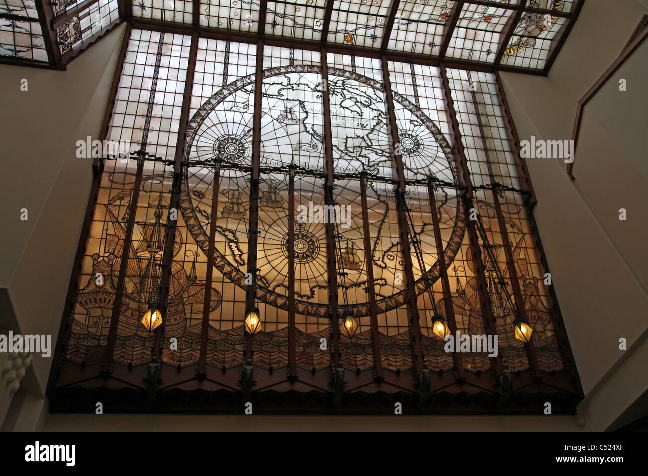 Ornamental ceiling of Amrath Hotel Stock Photo - Alamy