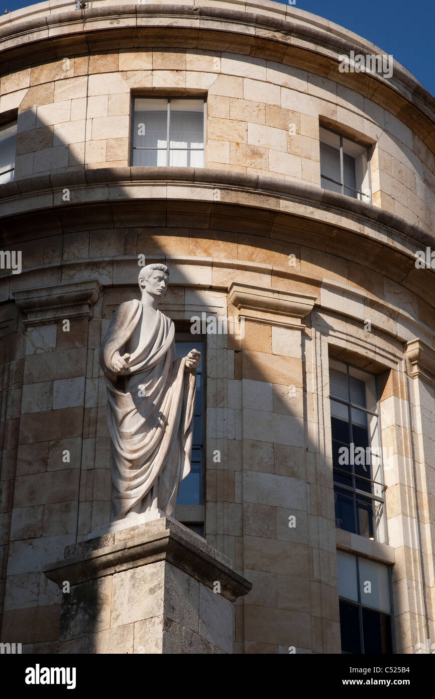 Roman Statue in Tarragona, Catalonia, Spain Stock Photo - Alamy