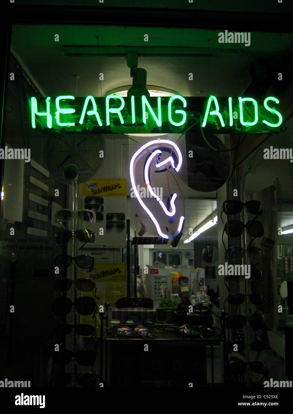 Hearing aids shop hi-res stock photography and images - Alamy