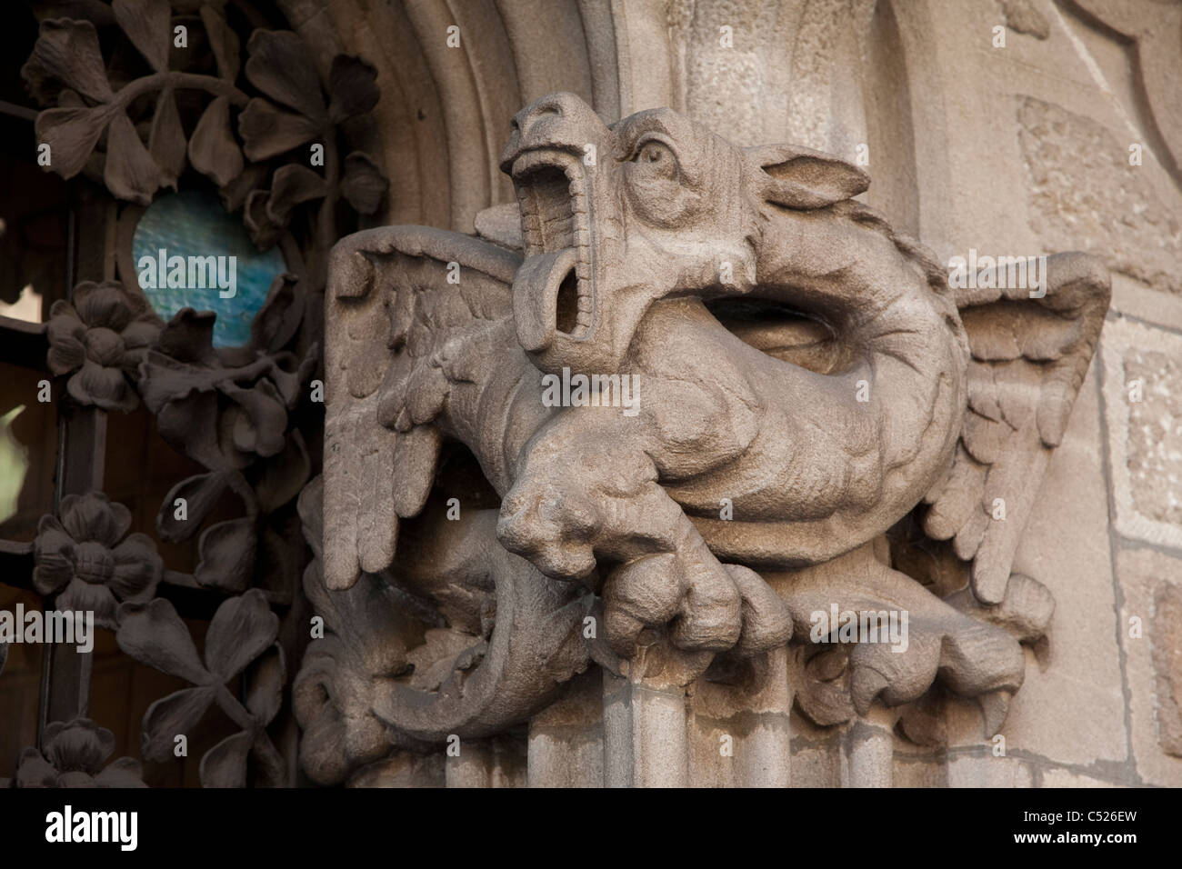 Dragon Detail on Baro Quadras - Asia House Museum in Barcelona ...