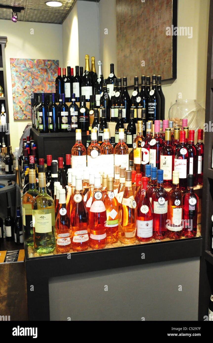 Inside a Wine shop in New York Stock Photo - Alamy