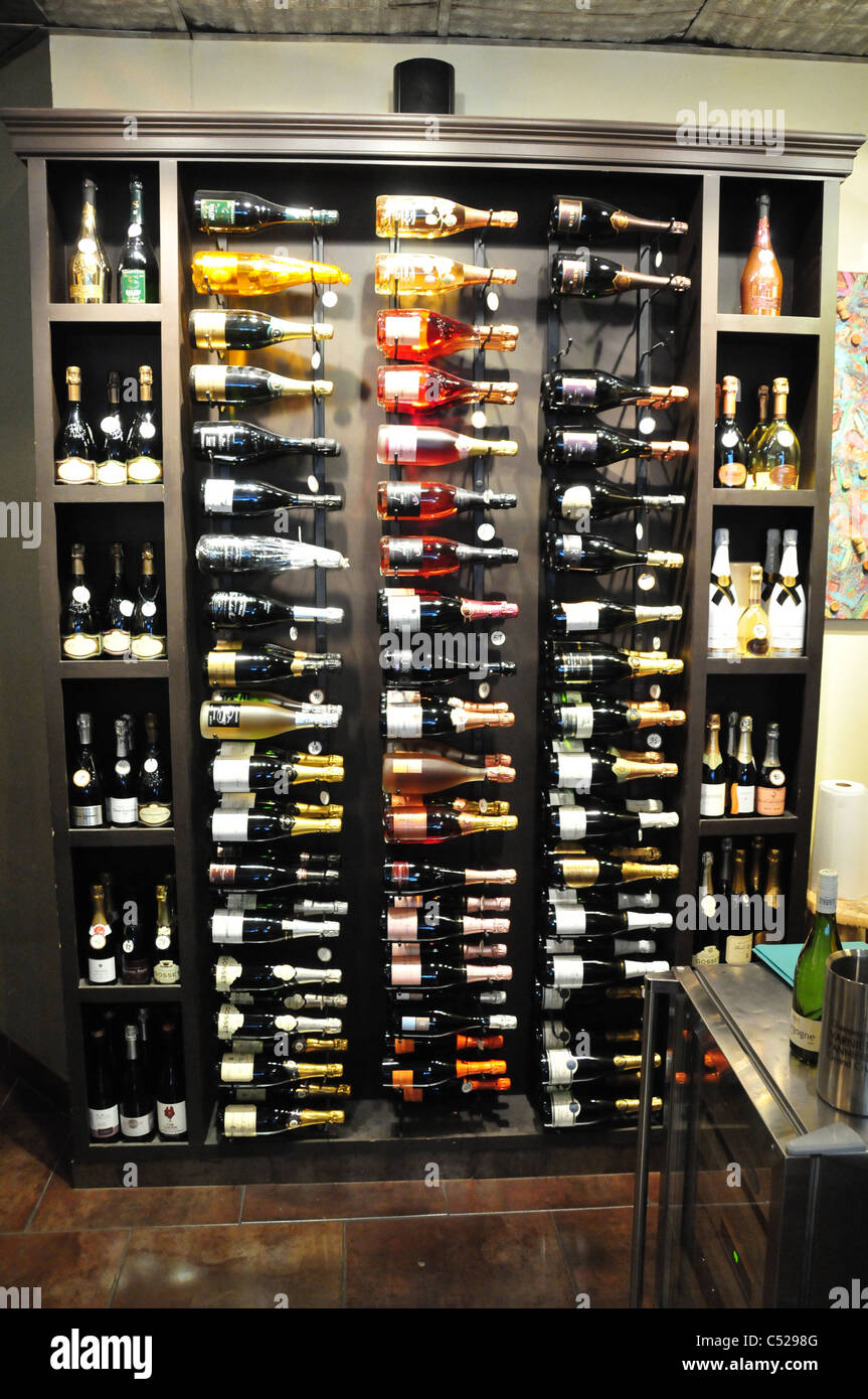 Inside a Wine shop in New York Stock Photo - Alamy