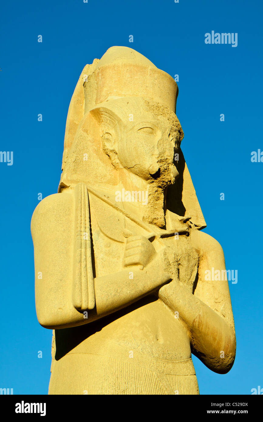 Rameses ii colossus and luxor temple hi-res stock photography and ...