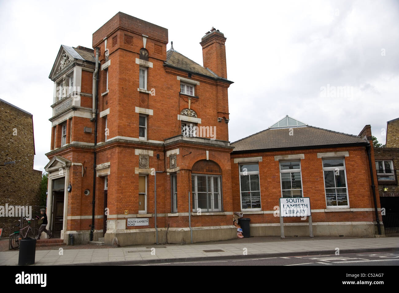 South lambeth hi-res stock photography and images - Alamy