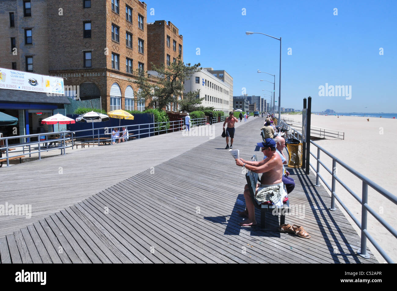 Rockaway Beach New York Stock Photo - Alamy