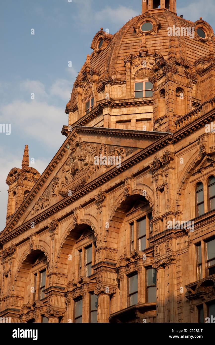 Facade of Harrods in Knightsbridge, London, England, UK Stock Photo - Alamy