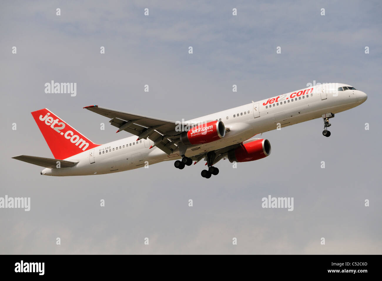 Side view jet boeing 757 hi-res stock photography and images - Alamy