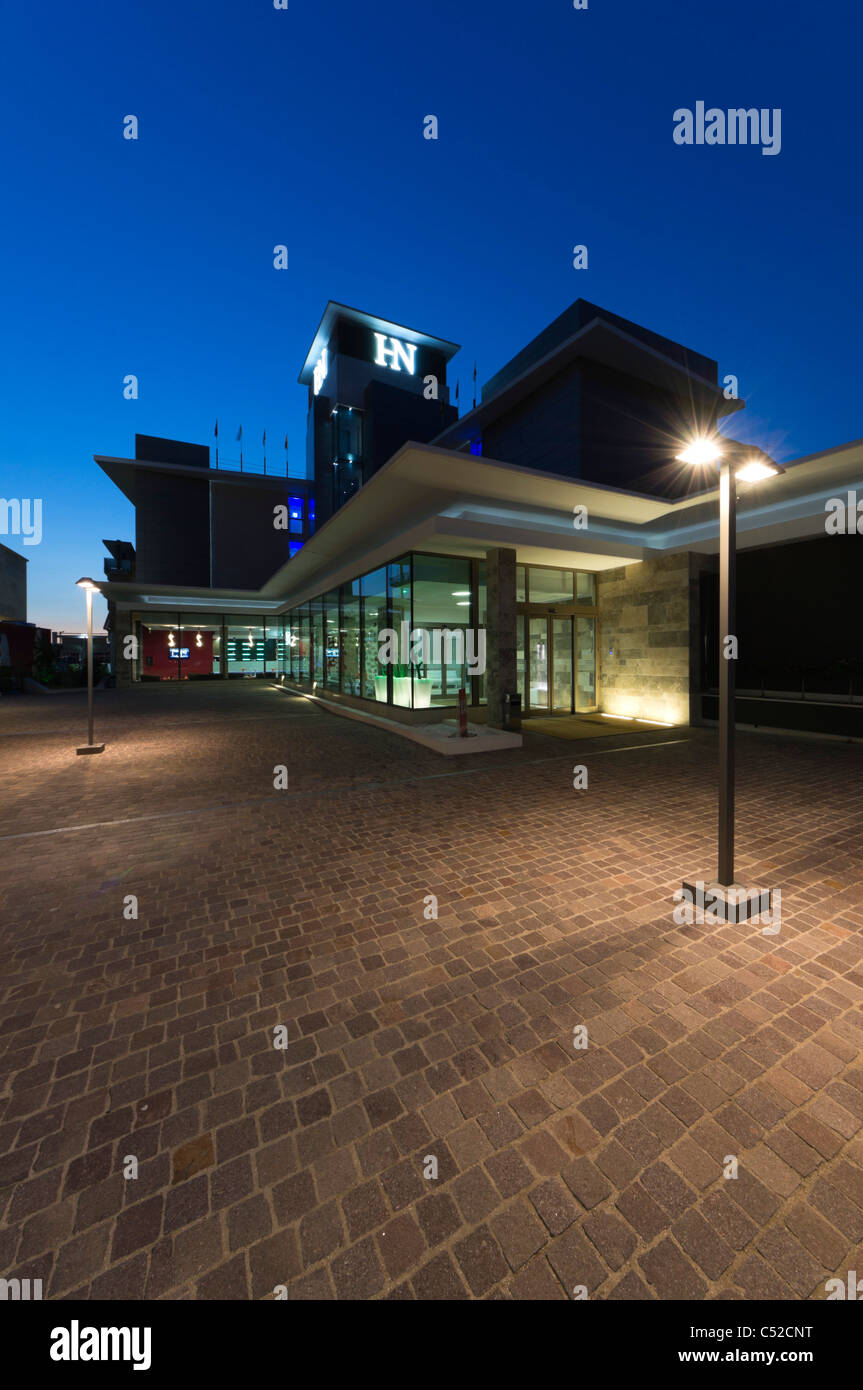 Modern matera hi-res stock photography and images - Alamy