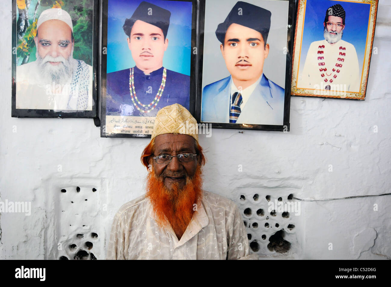 Muslim fakir hi-res stock photography and images - Alamy