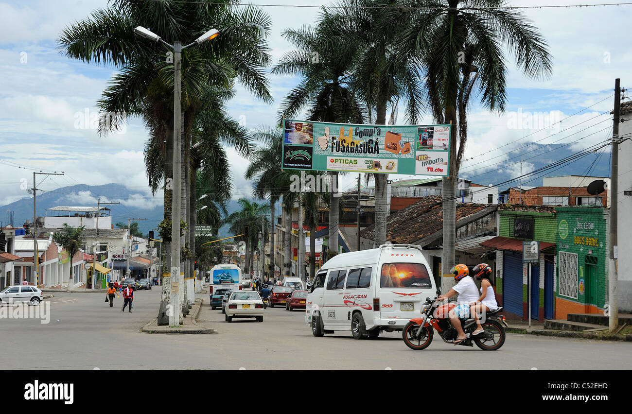 Street scene in fusagasuga colombia hi-res stock photography and images ...