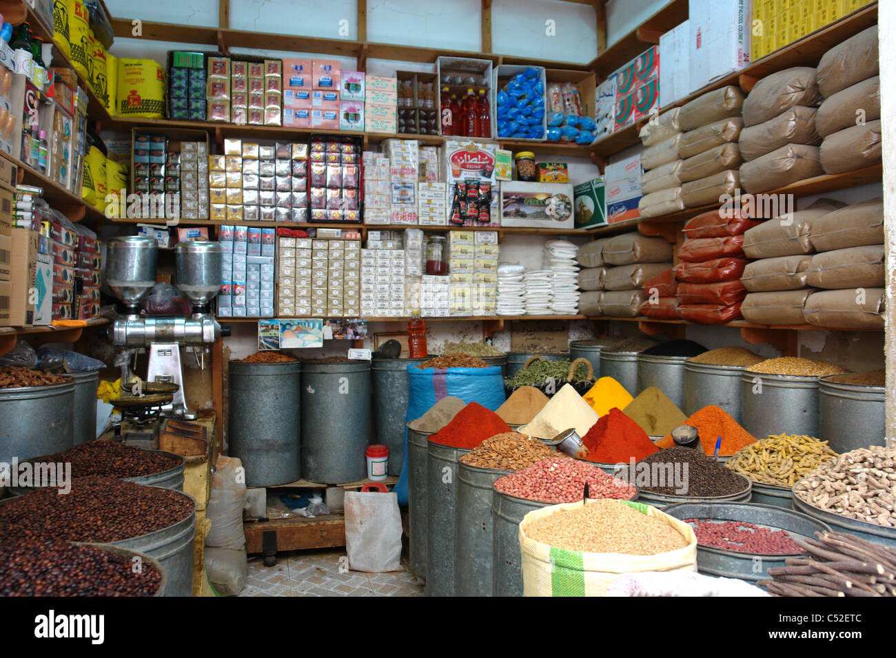 Shop in Fez Stock Photo - Alamy