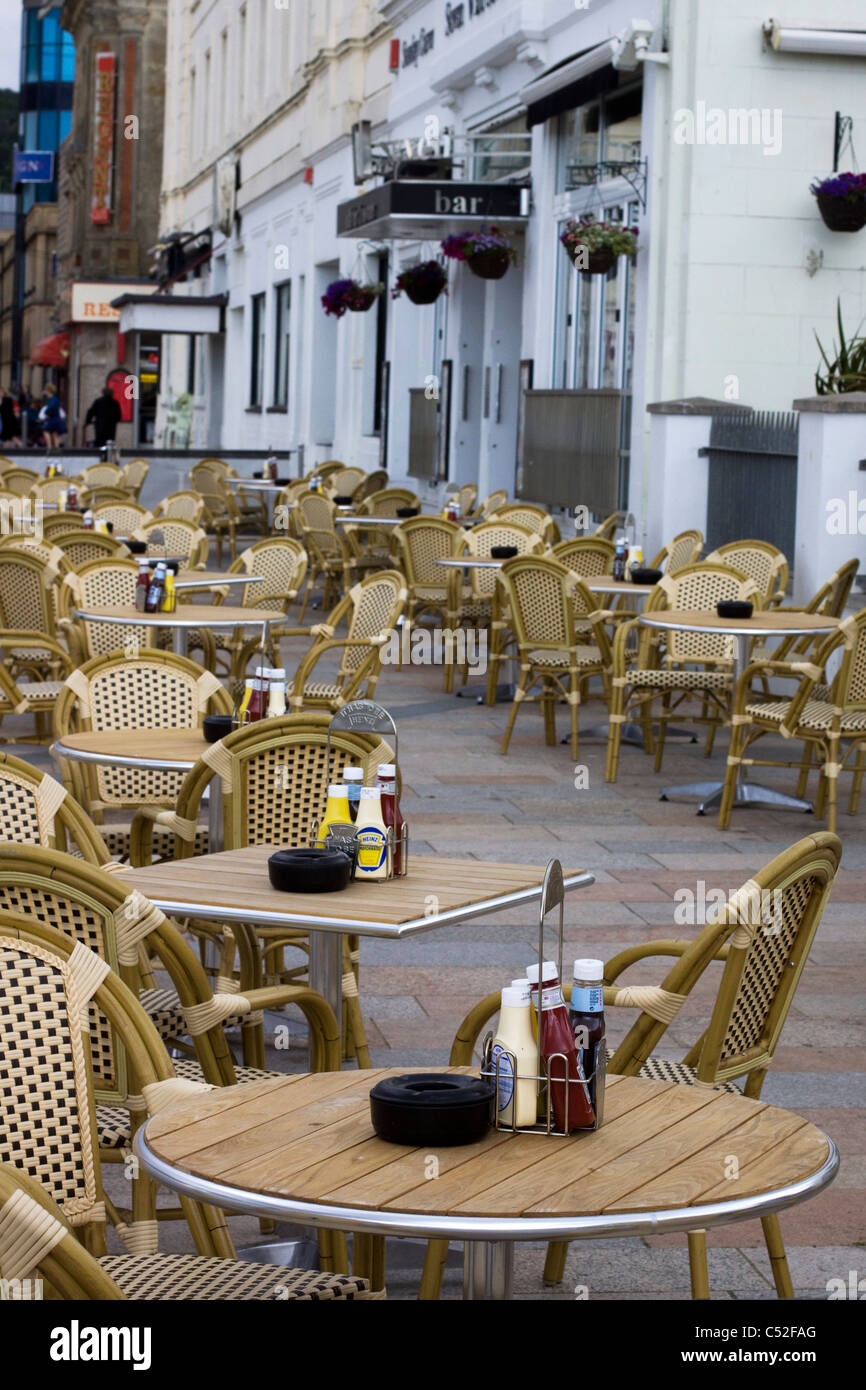 Paphos bar hi-res stock photography and images - Alamy