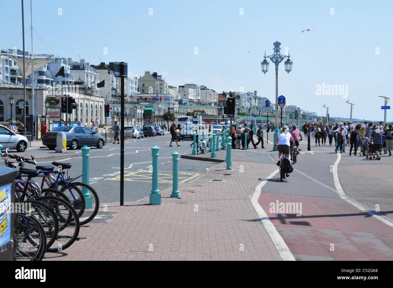 Brighton beach Promenade Stock Photo - Alamy