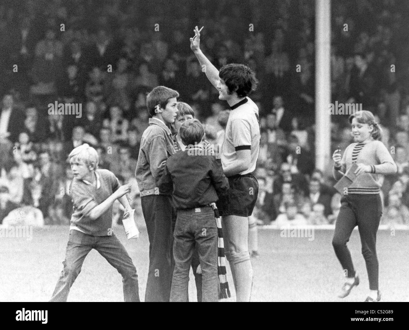 Wolverhampton Wanderers footballer Peter Knowles waves to the Wolves ...
