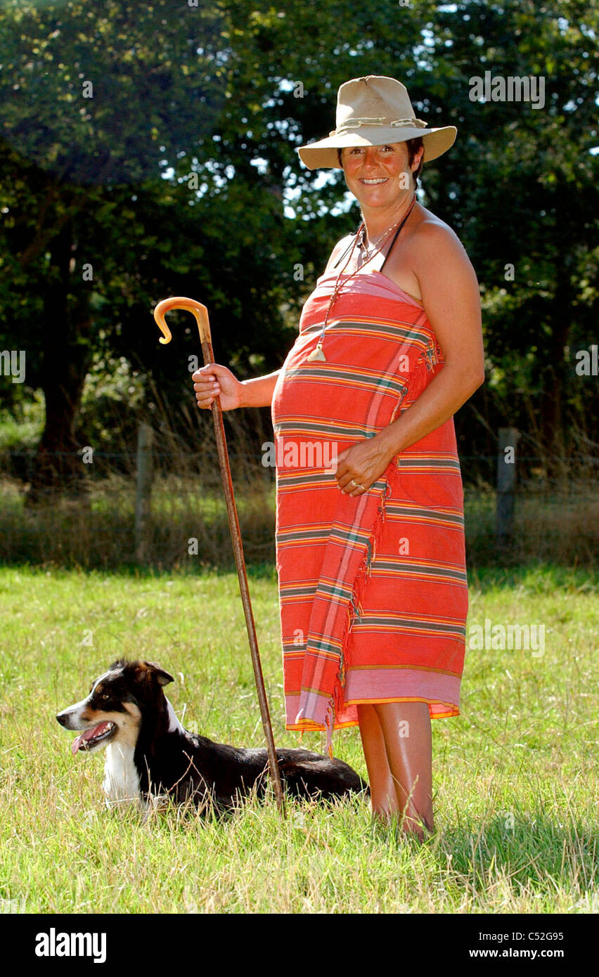 Shepherdess Katie Cropper wearing her Kenyan kikoi at 9 months pregnant ...