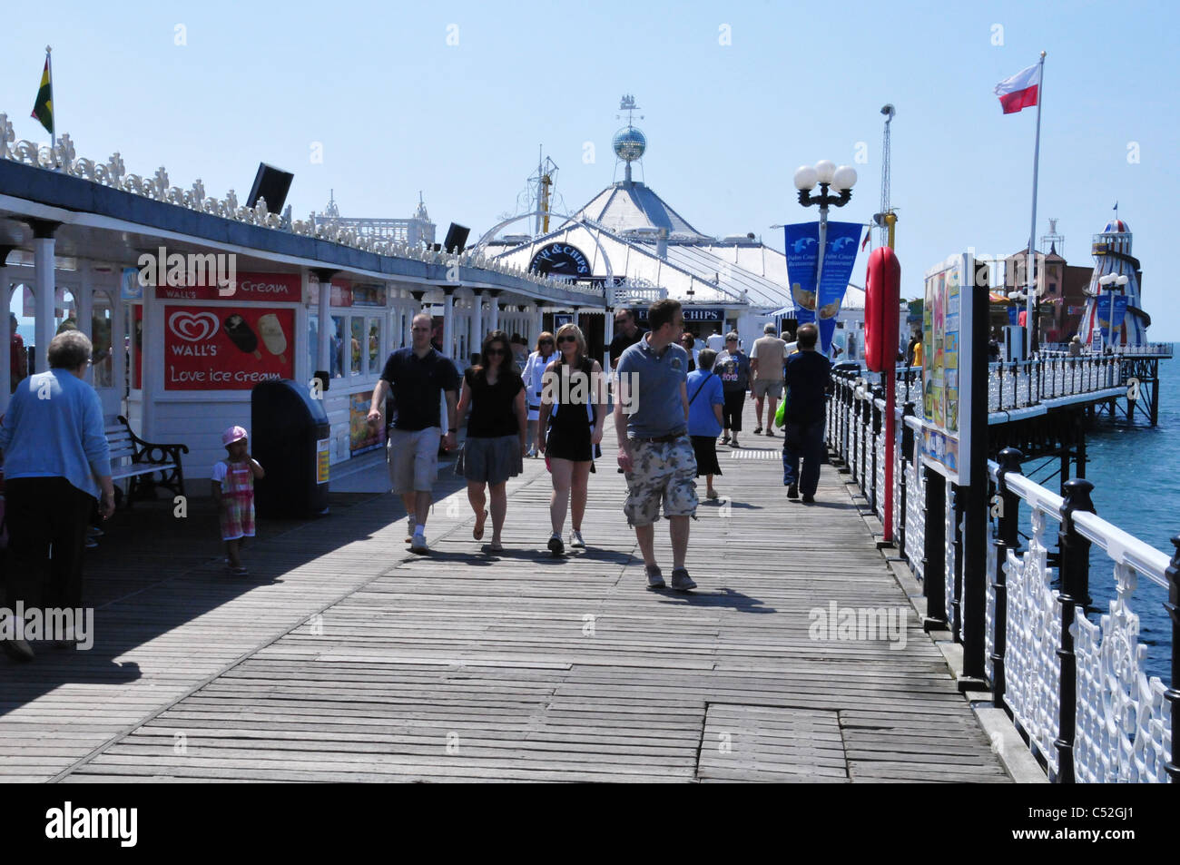 Brighton pier fun rides hi-res stock photography and images - Alamy
