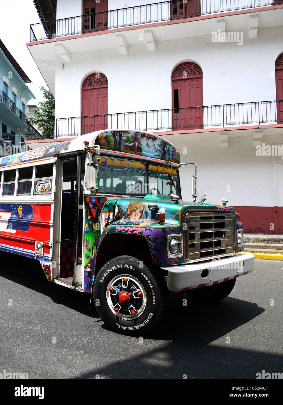 traditional bus diablo rojo Panama City Stock Photo - Alamy