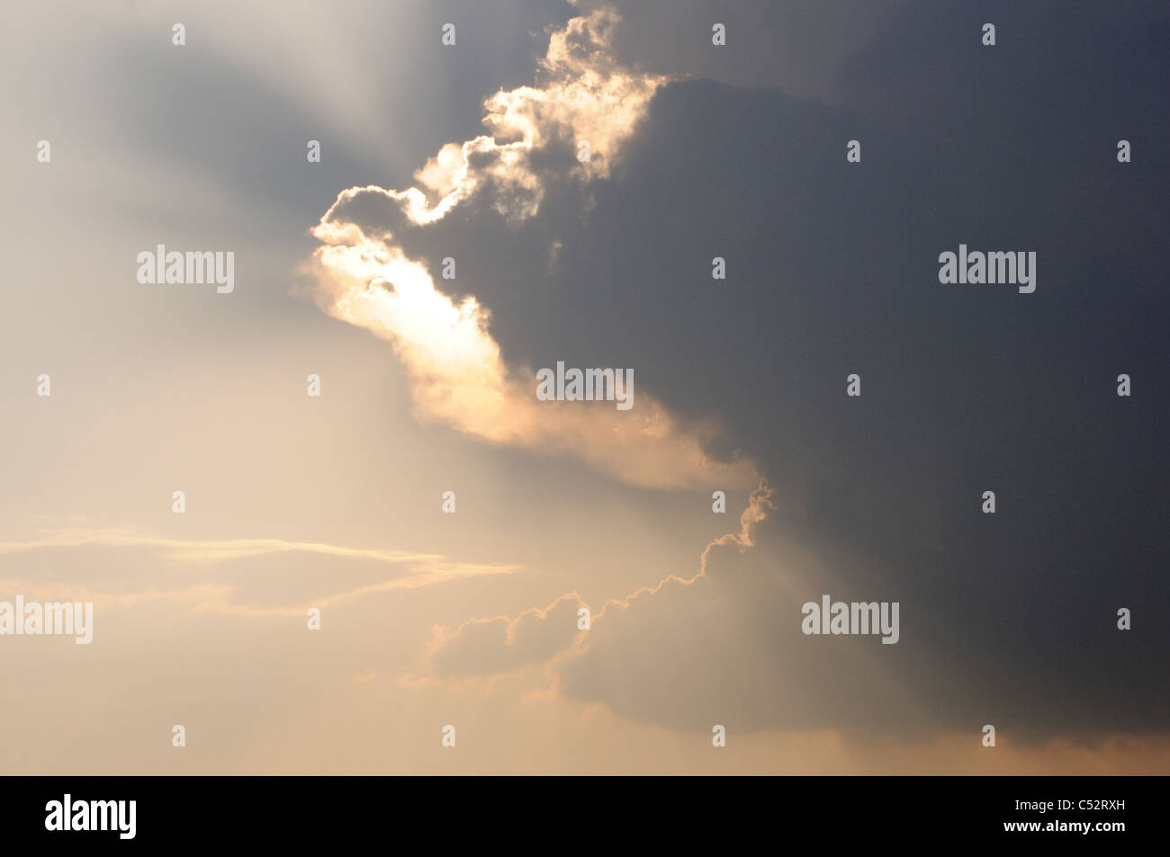Sun emerging from cloud hi-res stock photography and images - Alamy