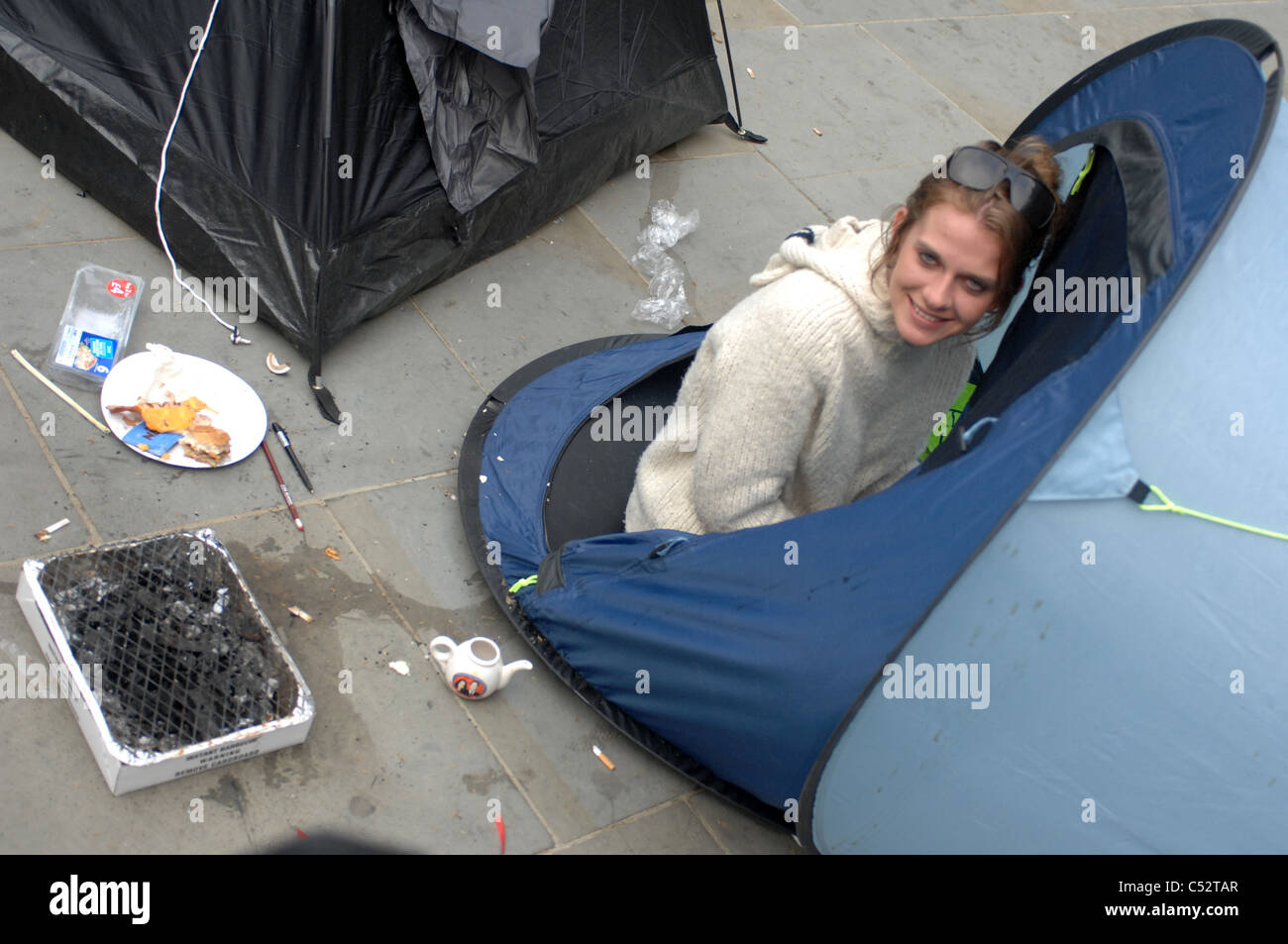 Camping out for the Royal Wedding, Kate and William Marriage, London ...