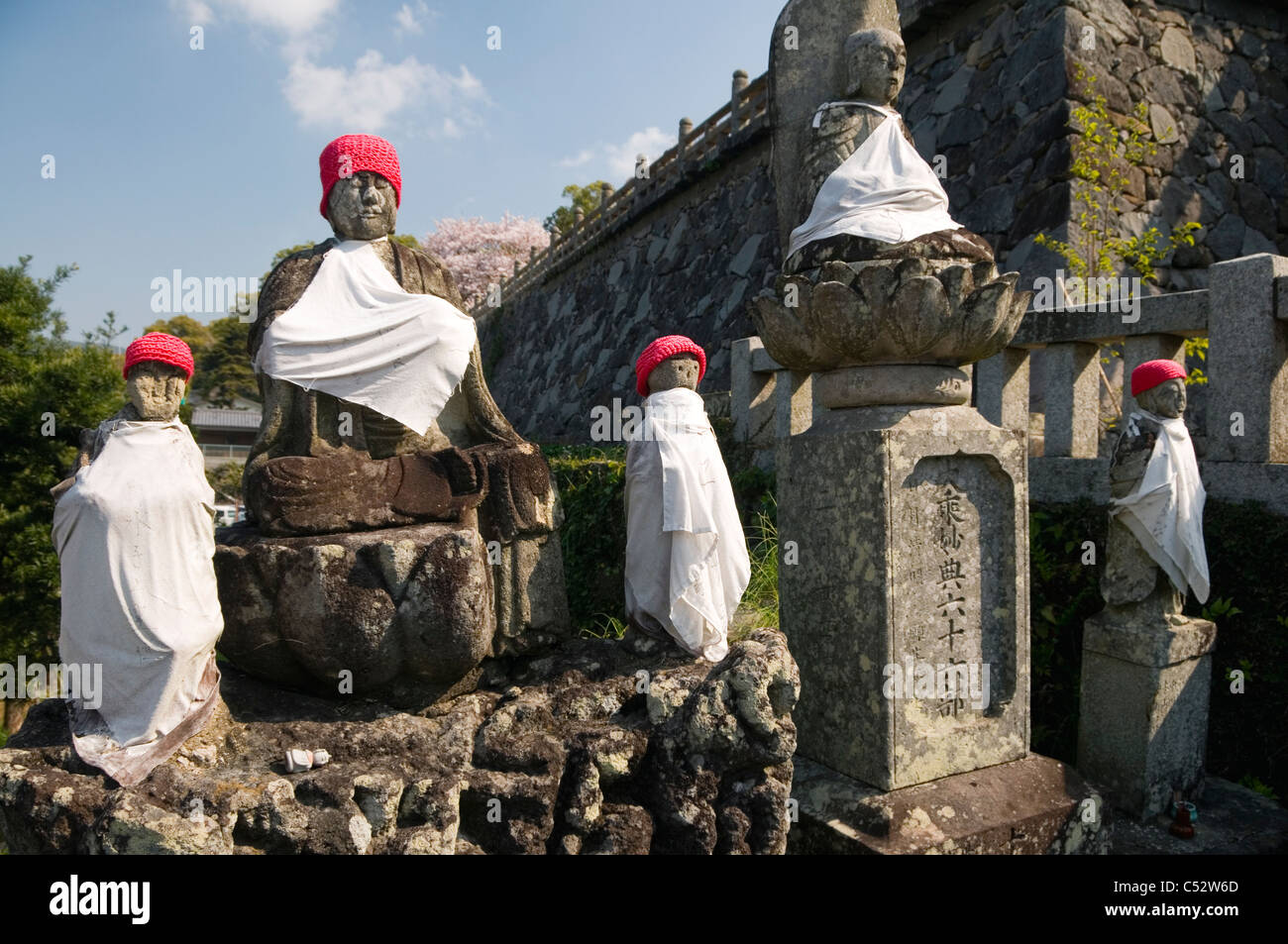 Japan Jizo Statue Stock Photos & Japan Jizo Statue Stock Images - Alamy