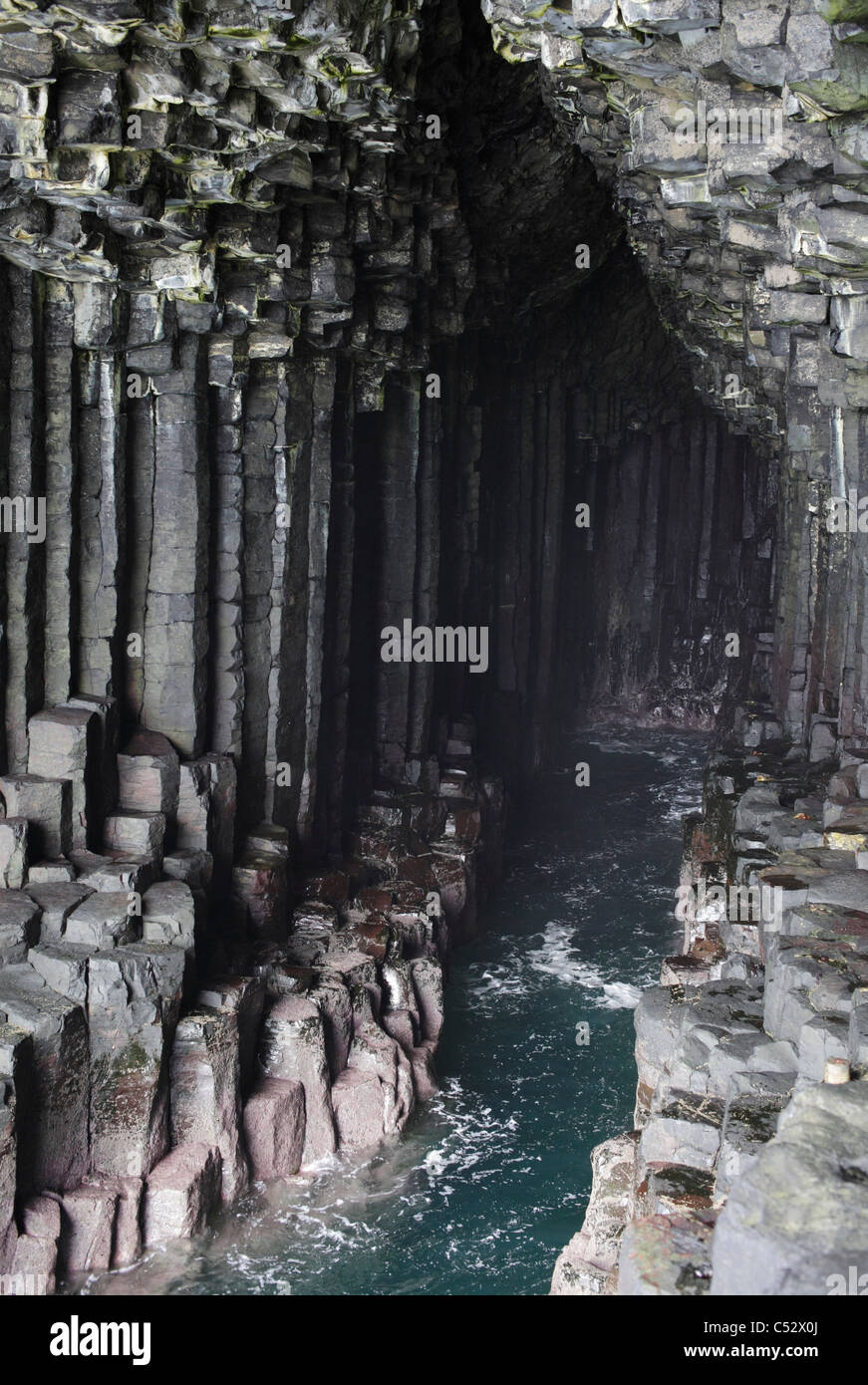 Inside fingals cave scotland uk hi-res stock photography and images - Alamy
