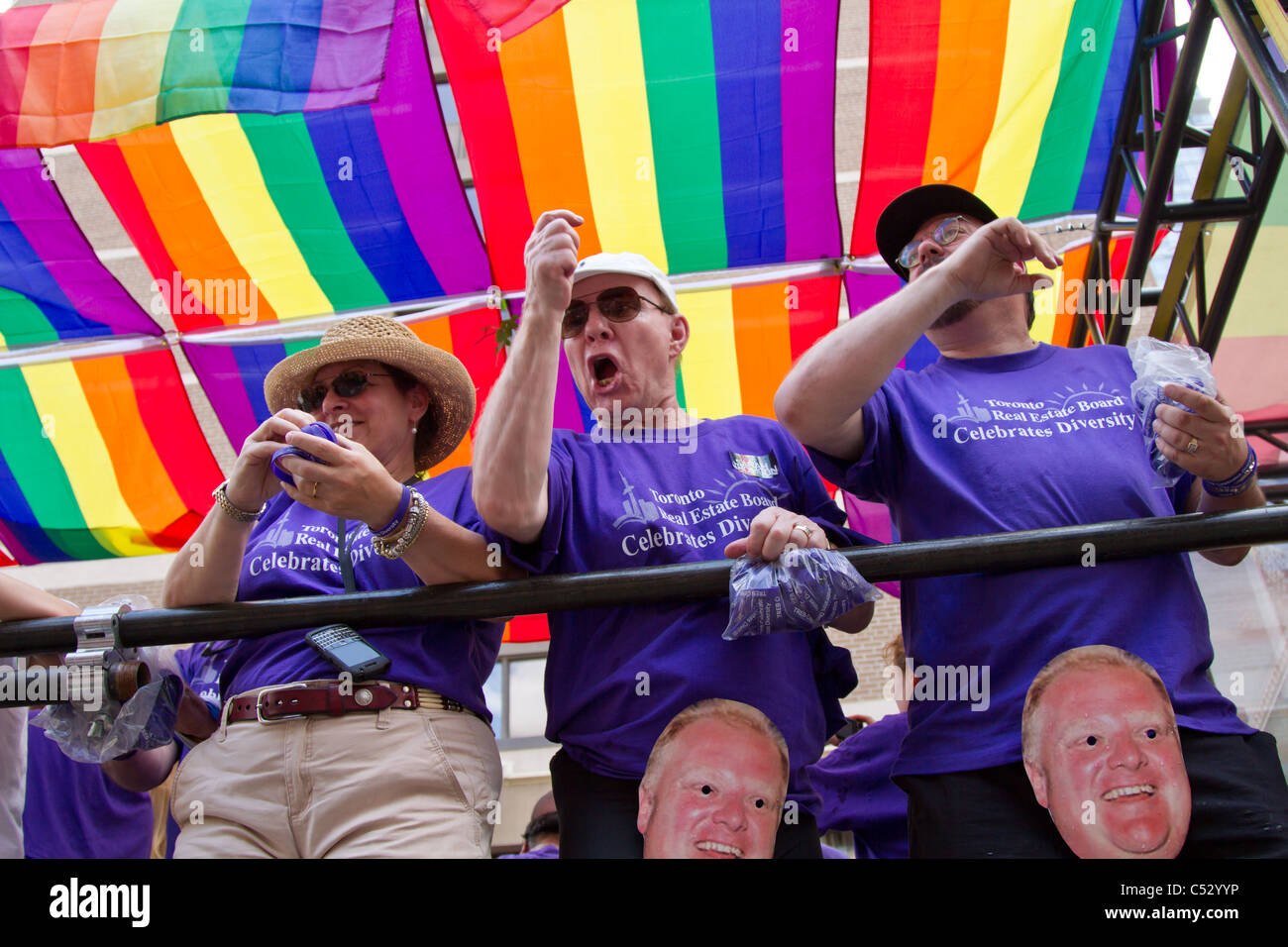 Parade float hi-res stock photography and images - Alamy