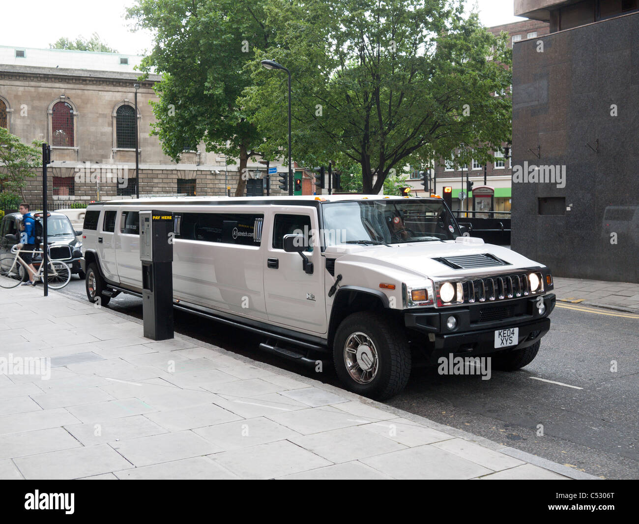 Limo parking hi-res stock photography and images - Alamy