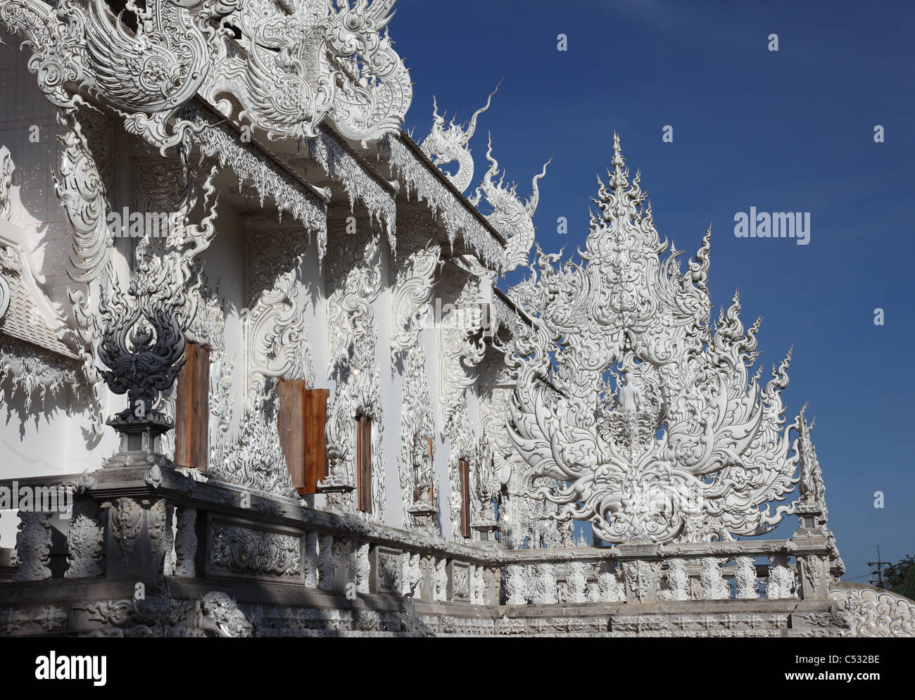 Wat Rong Khun, the "White Temple", Chiang Rai, Northern Thailand Stock ...