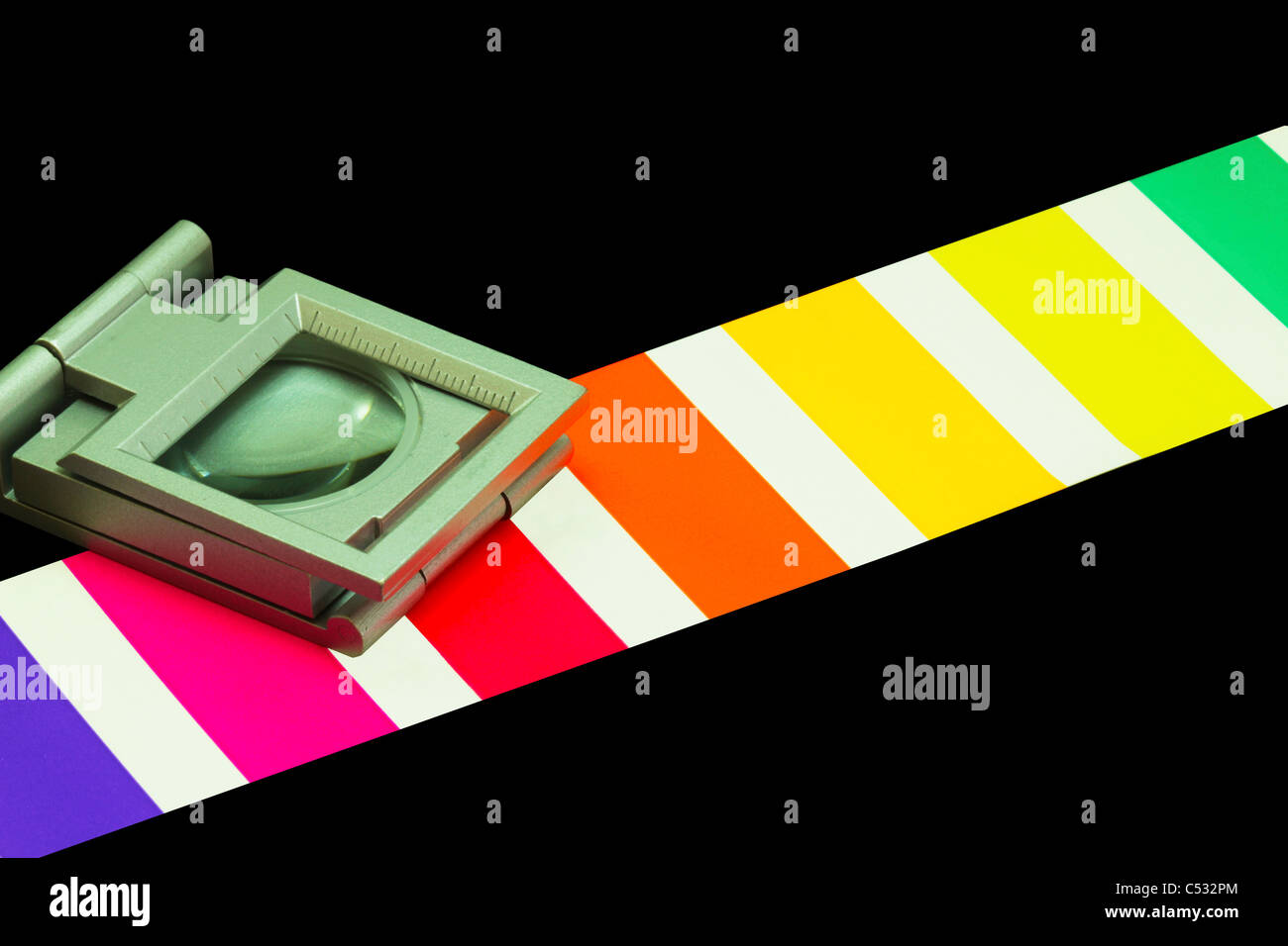 Lens magnifier hi-res stock photography and images - Alamy