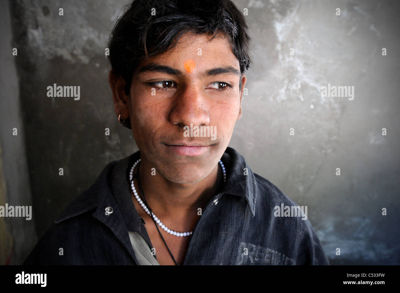 Poverty in india child hi-res stock photography and images - Alamy