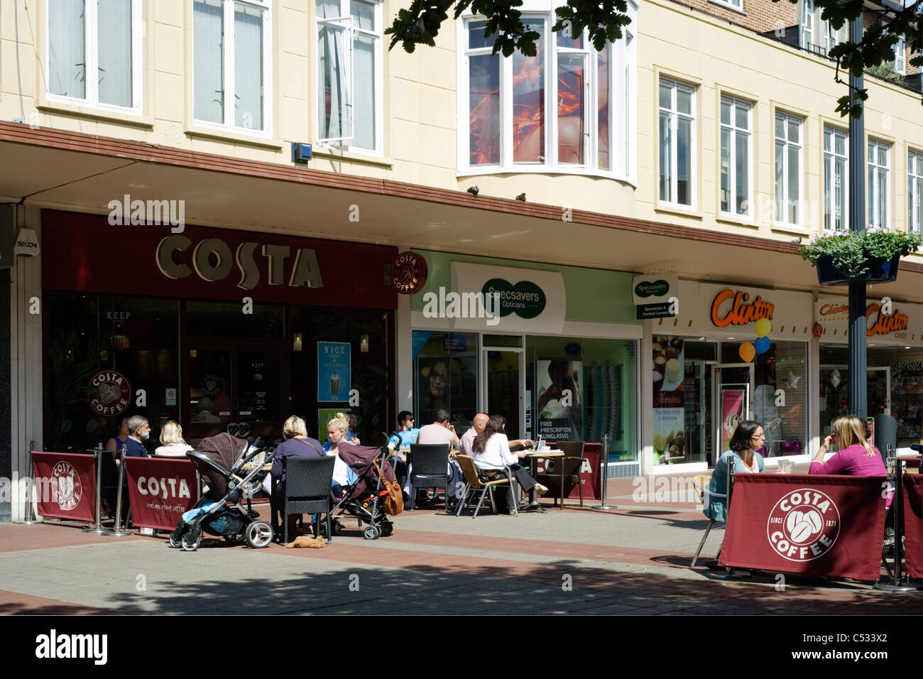 Costa coffee shop cafe hi-res stock photography and images - Alamy