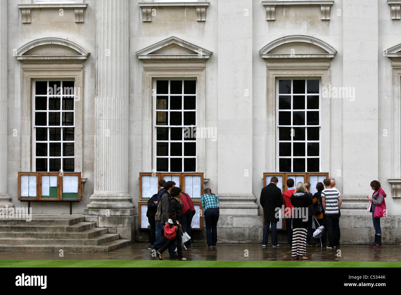 CAMBRIDGE UNIVERSITY STUDENTS CHECKING EXAM RESULTS ON THE BOARDS ...