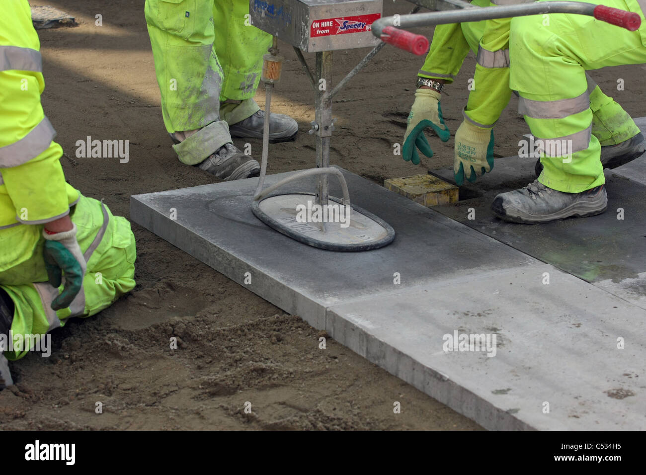Paving slab lifter hi-res stock photography and images - Alamy