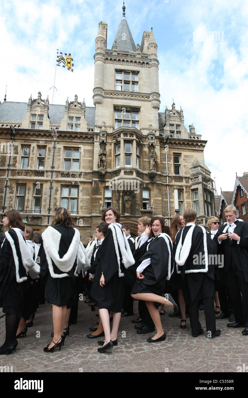 CAMBRIDGE UNIVERSITY STUDENTS GRADUATING AFTER PASSING THEIR EXAMS AND ...
