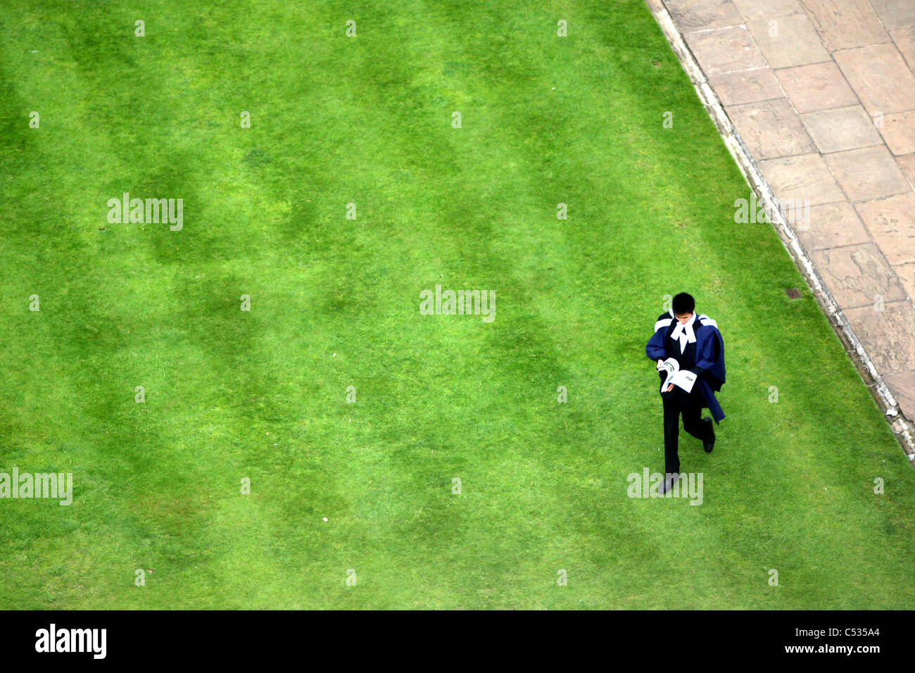 CAMBRIDGE UNIVERSITY STUDENTS GRADUATING AFTER PASSING THEIR EXAMS AND ...
