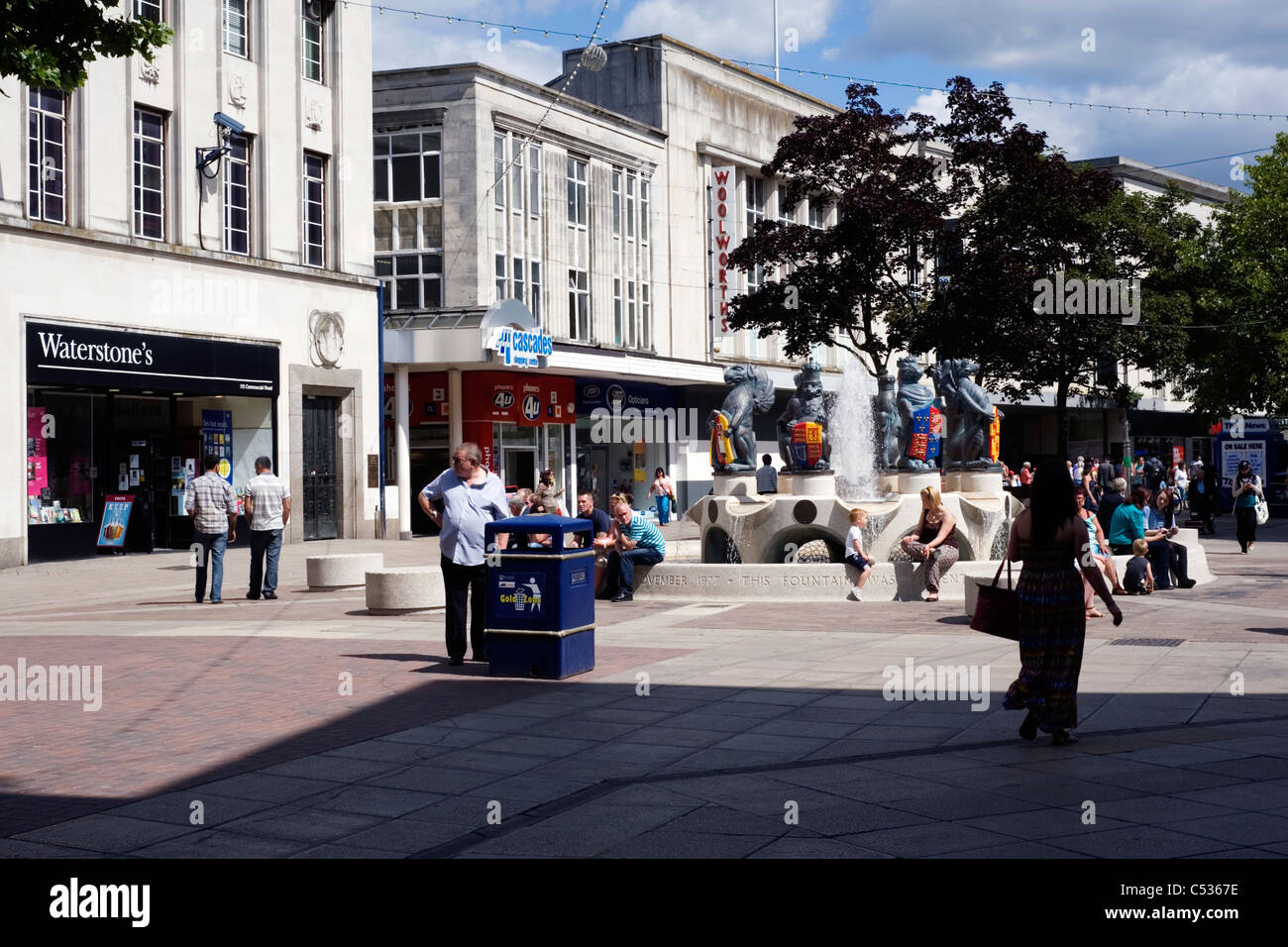 commercial road city shopping area portsmouth hampshire england uk ...