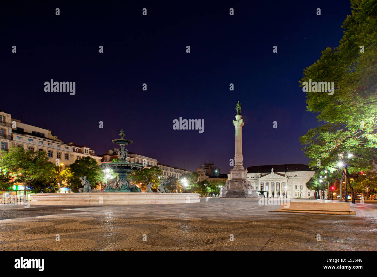 Ancient fountain rossio square hi-res stock photography and images - Alamy