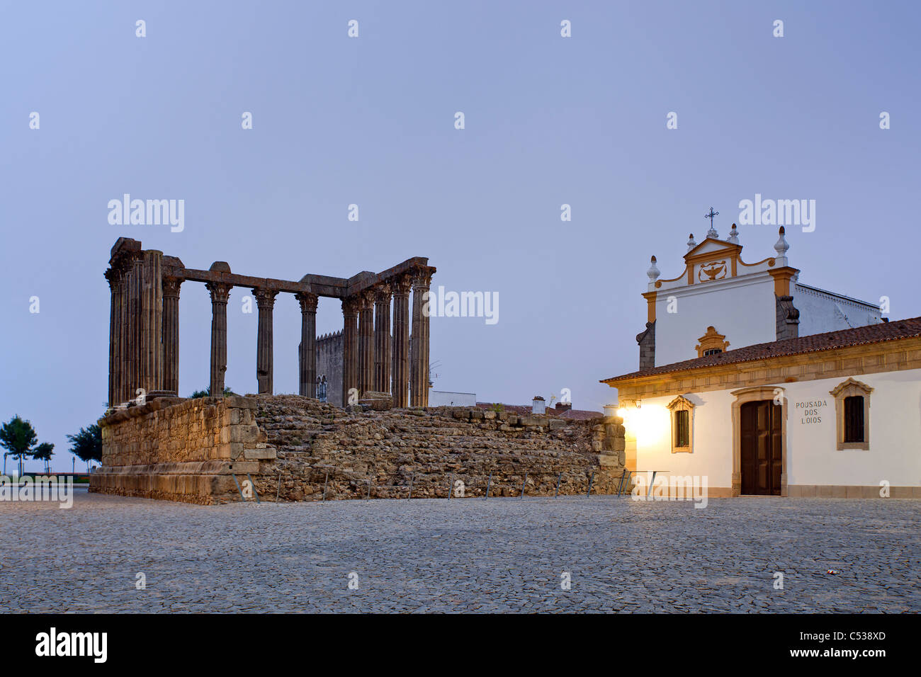 Templo de diana evora hi-res stock photography and images - Alamy