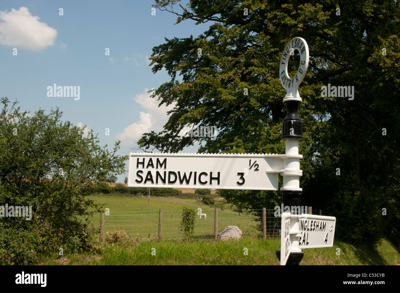 Road directional sign ham sandwich hi-res stock photography and images ...