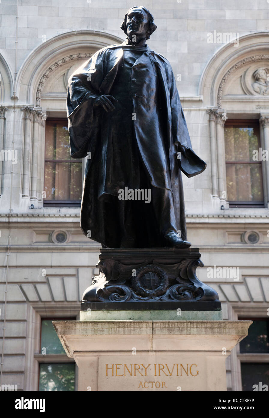 John henry statue hi-res stock photography and images - Alamy