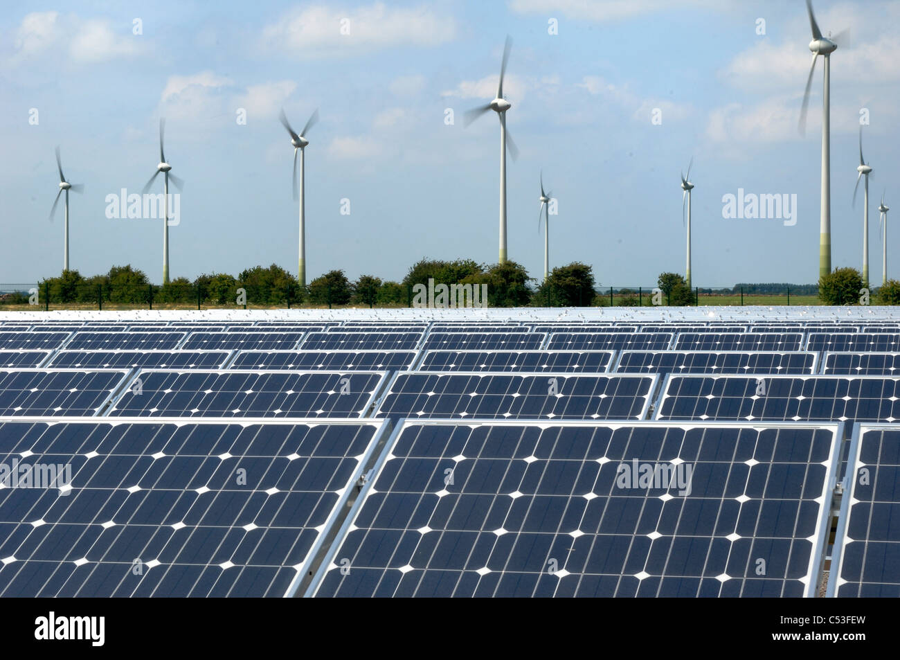 UKs first solar electric power station under construction at Fen Farm ...