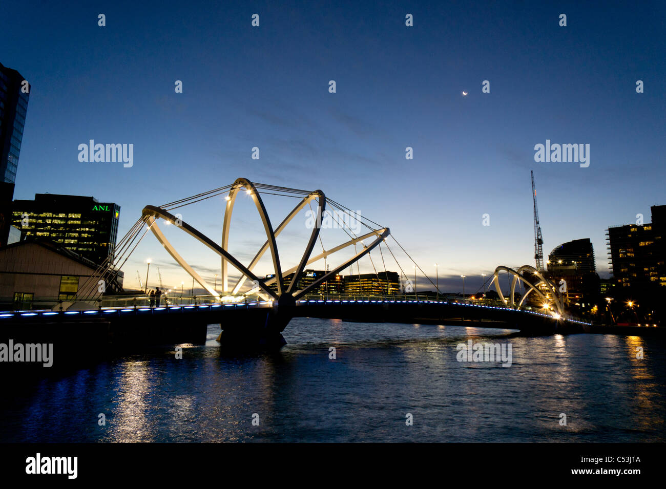 Seafarers bridge over Yarra River dusk Australia Stock Photo - Alamy
