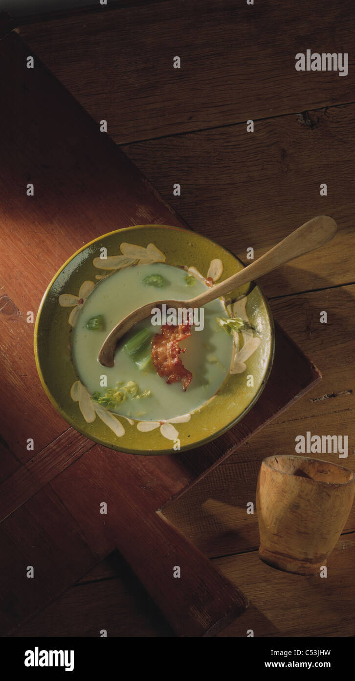 Chilled celery soup hi-res stock photography and images - Alamy