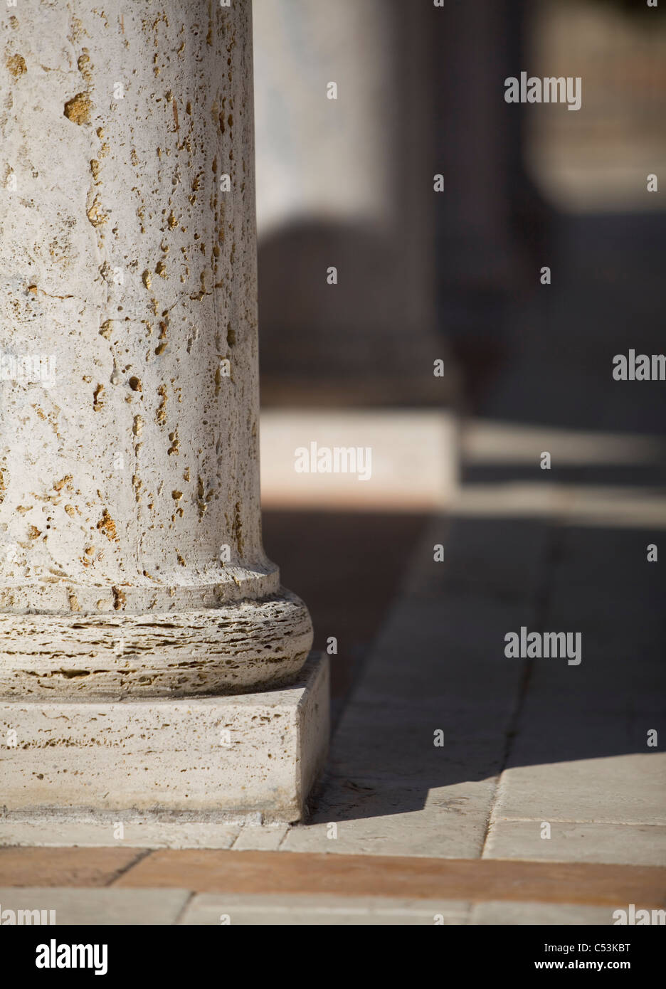 Marble pillar hi-res stock photography and images - Alamy