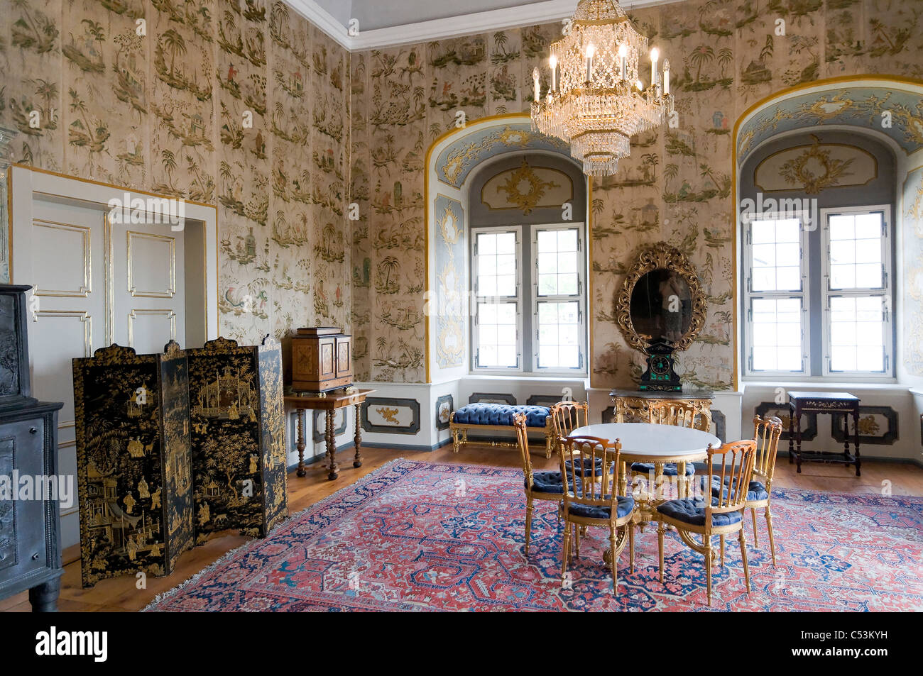 Palace burgk hi-res stock photography and images - Alamy