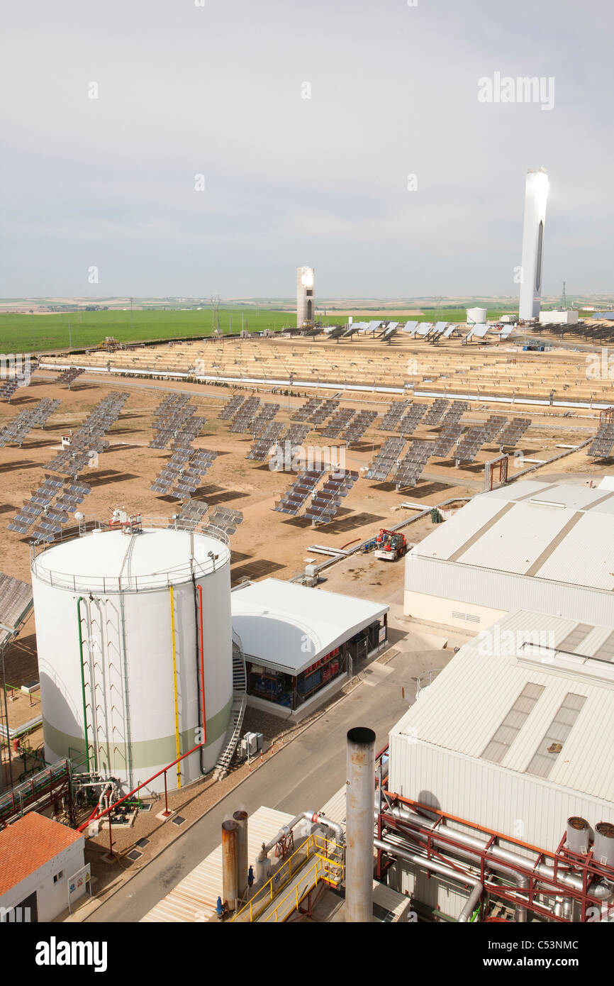 The PS20 solar thermal tower, the only such working solar tower ...