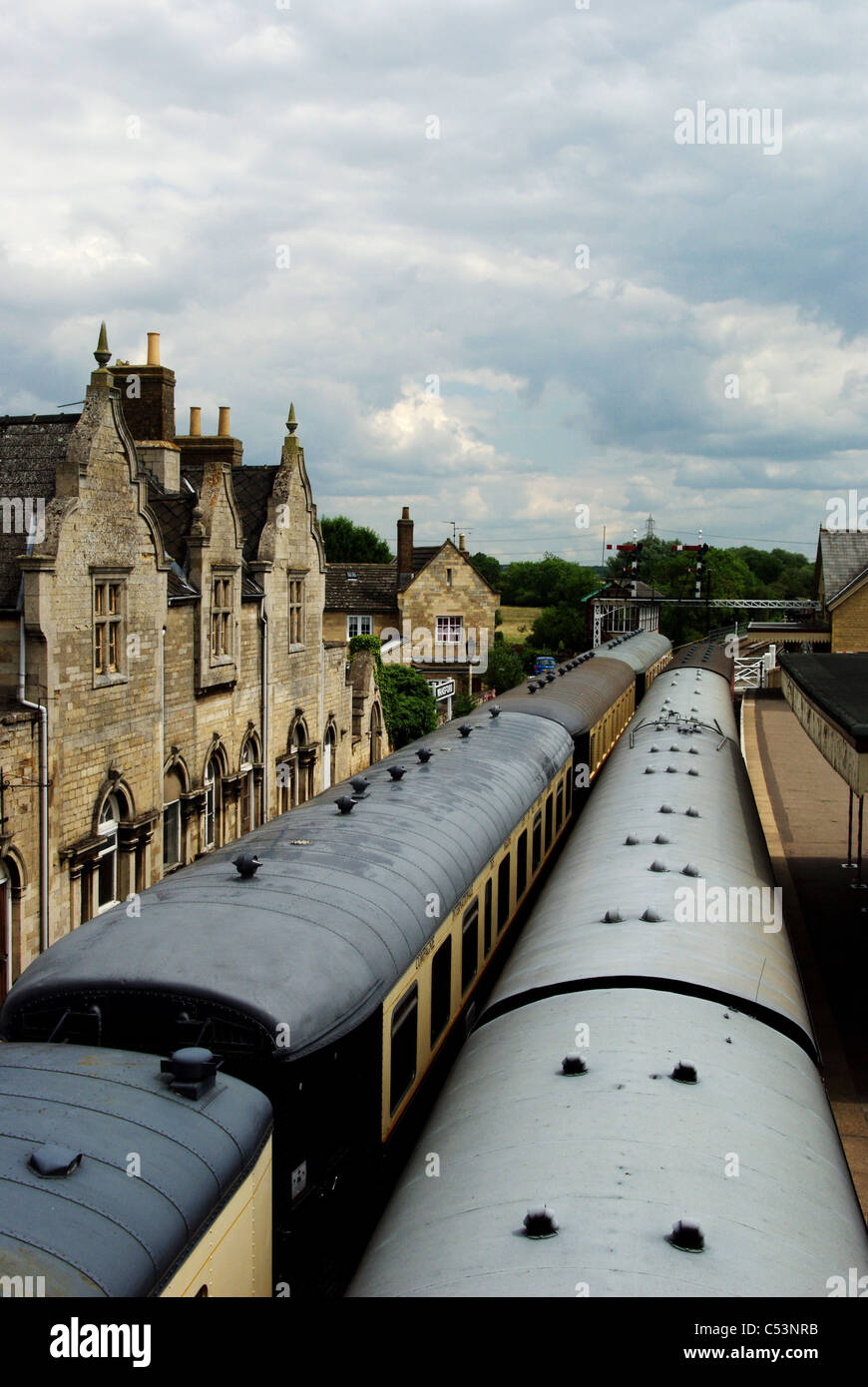 Wansford rail station hi-res stock photography and images - Alamy